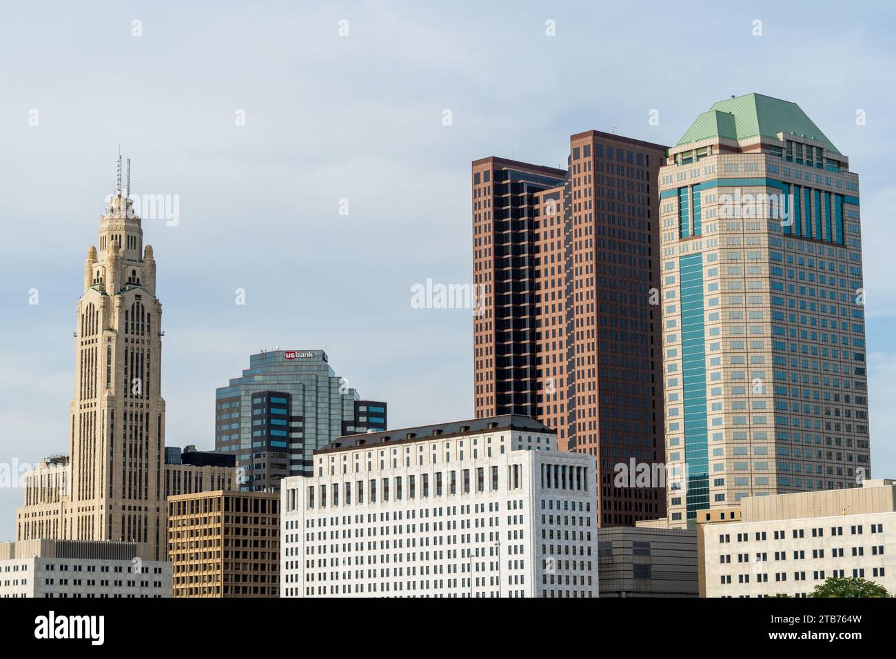 Scioto river with downtown columbus ohio skyline view hi-res stock ...