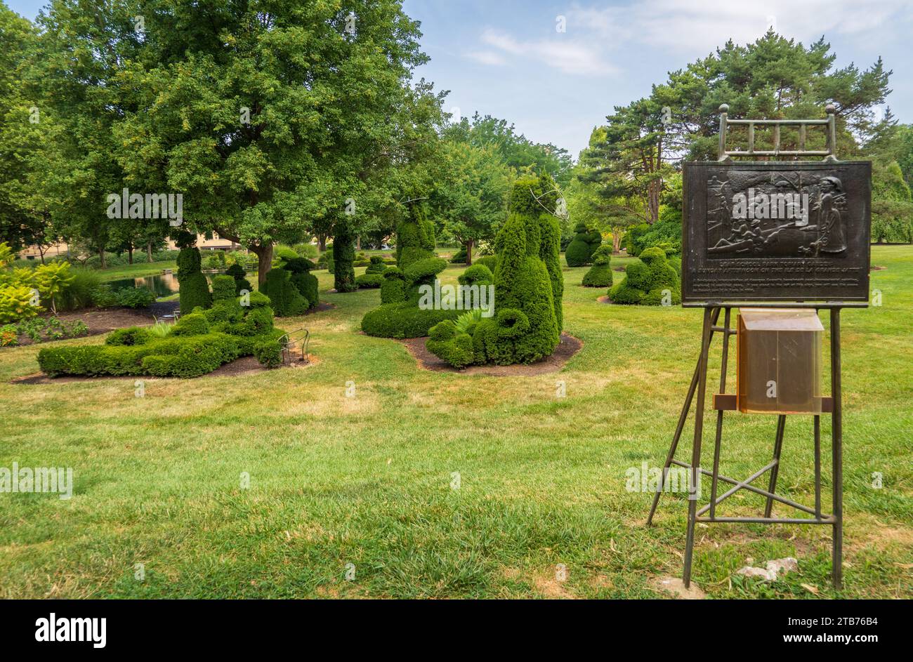 The Topiary Garden (Deaf School Park) in Columbus Ohio Stock Photo - Alamy