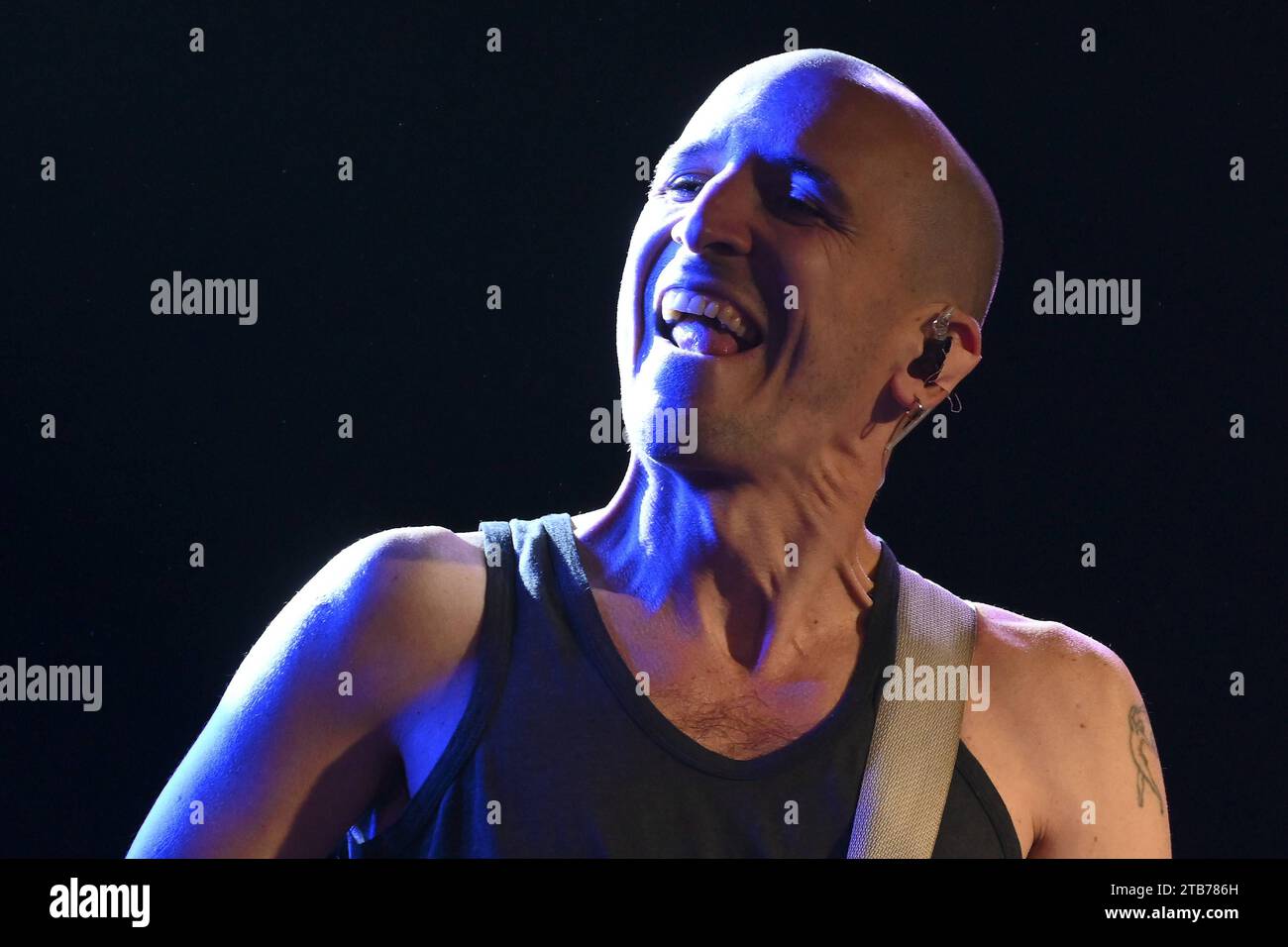 Italian singer Music Concert - Truppi decennale Il mondo e come te lo ...