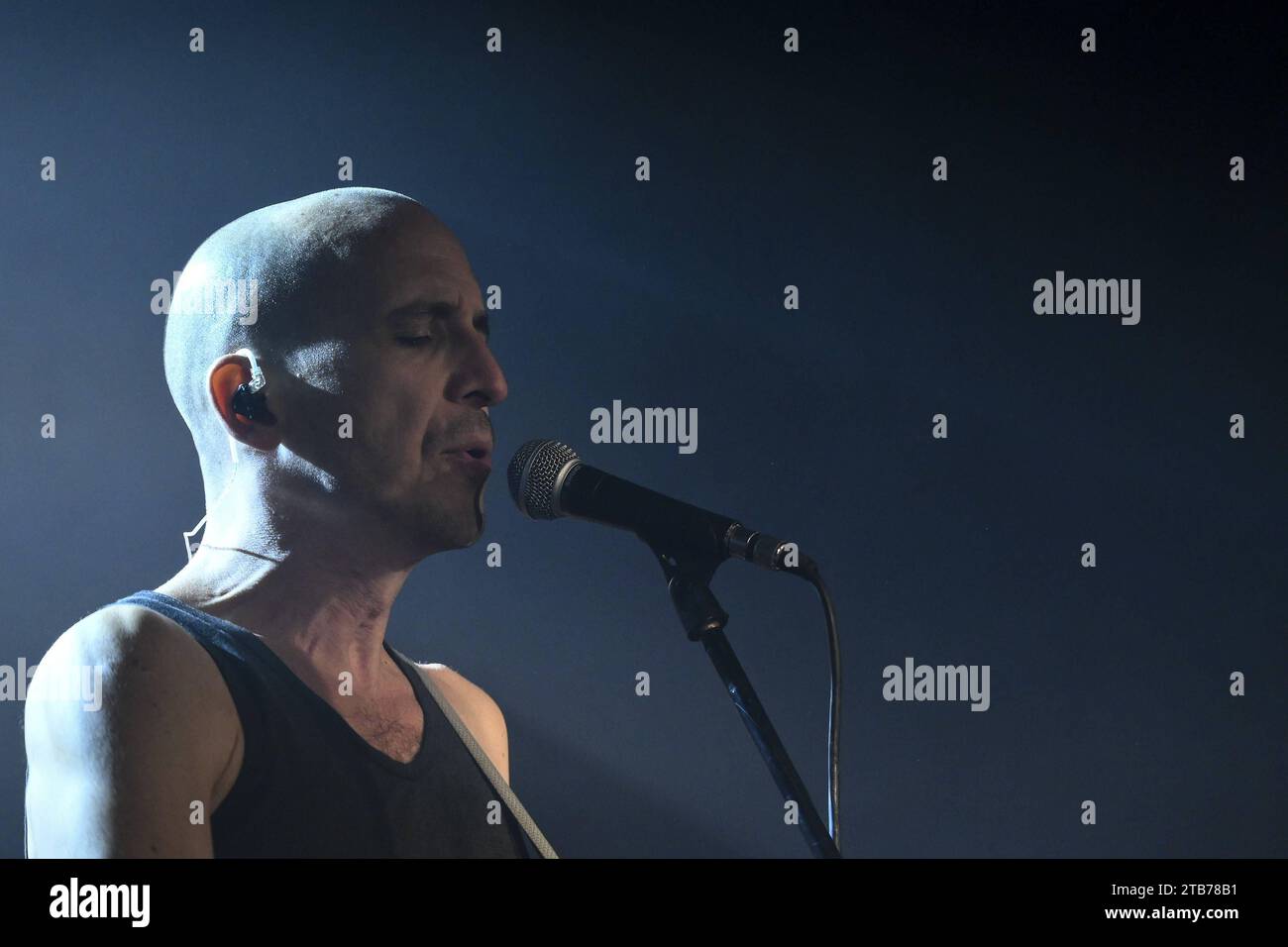 Italian singer Music Concert - Truppi decennale Il mondo e come te lo ...