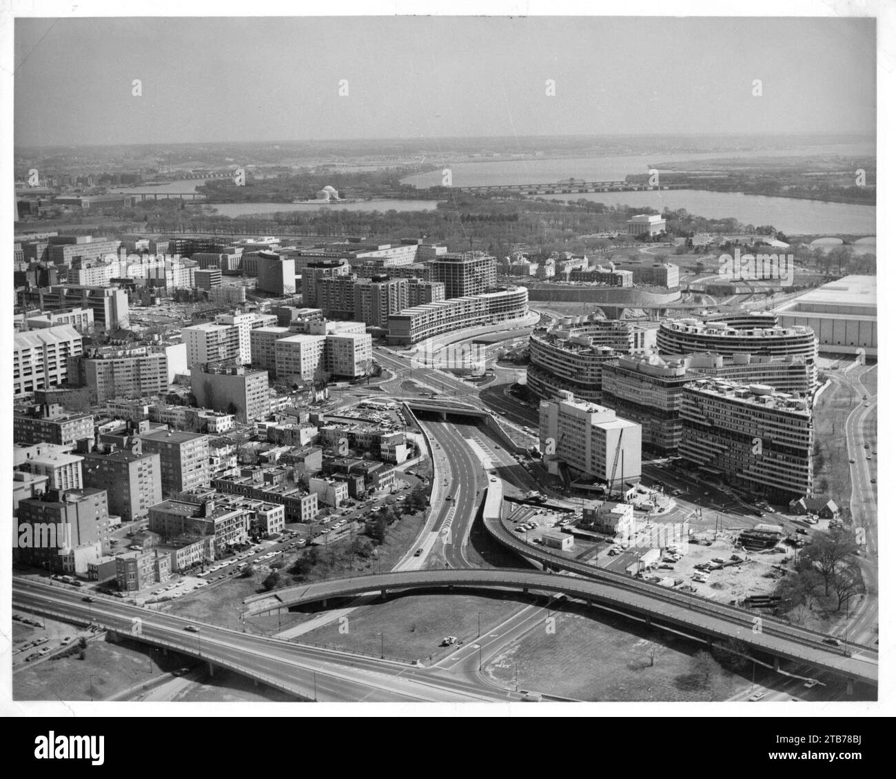 Watergate aerial ca45e22091cce503d3893962b9497c34 Stock Photo - Alamy