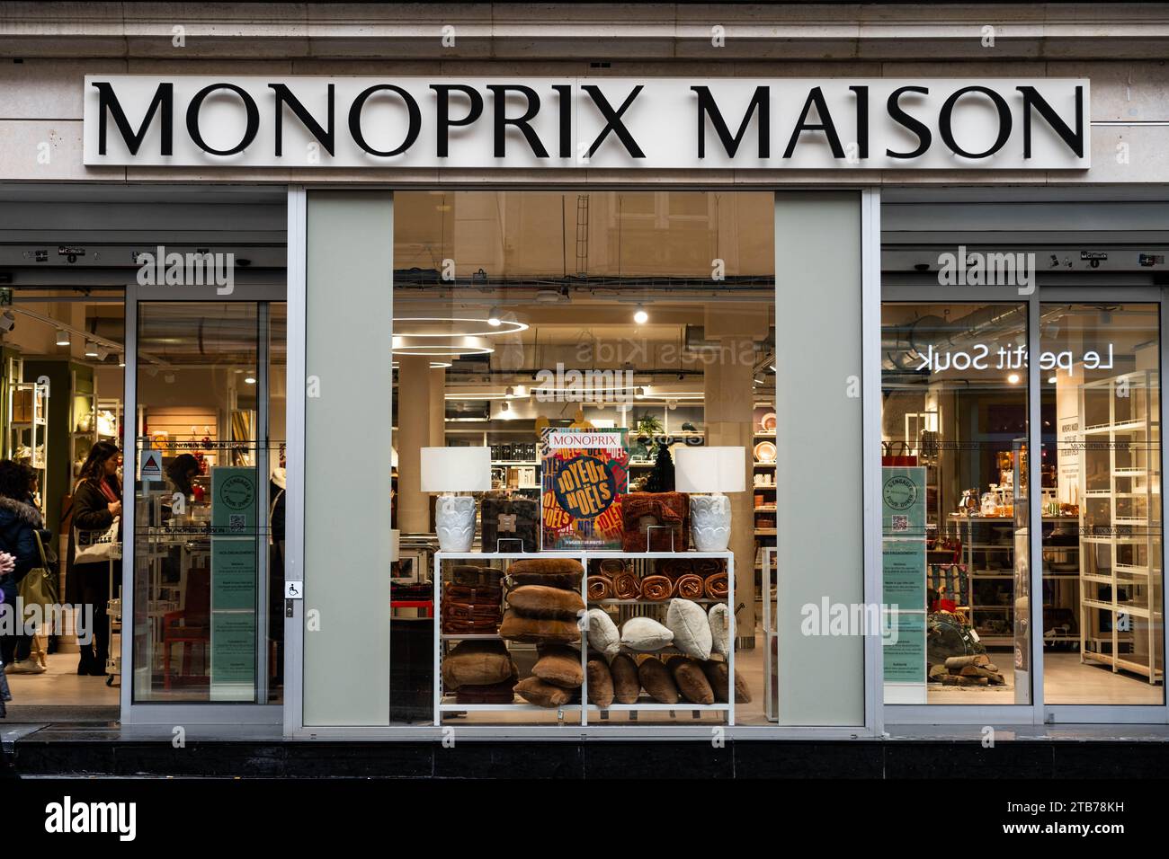 Monoprix store in france hi-res stock photography and images - Alamy