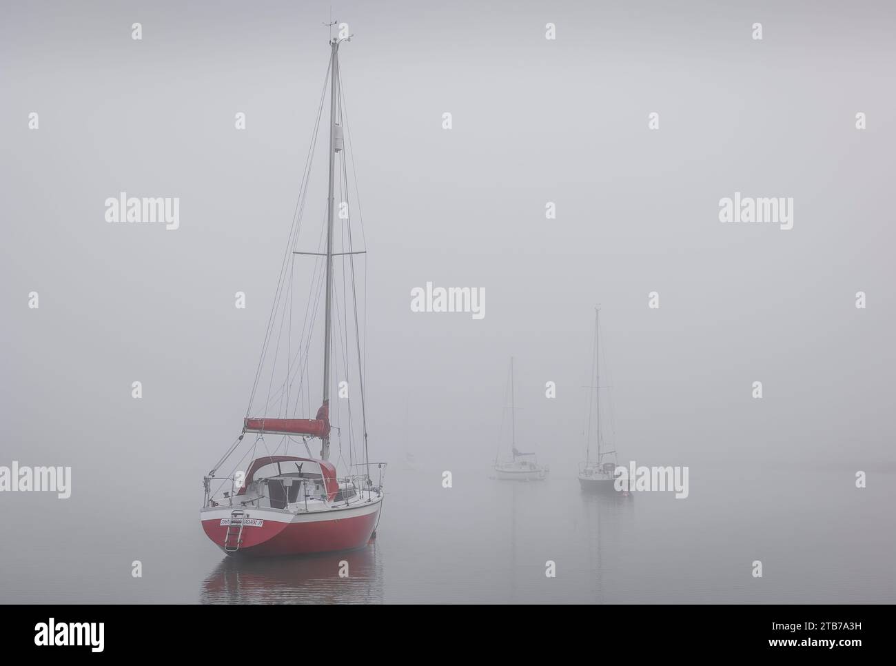 Sailing yachts at anchor hi-res stock photography and images - Alamy