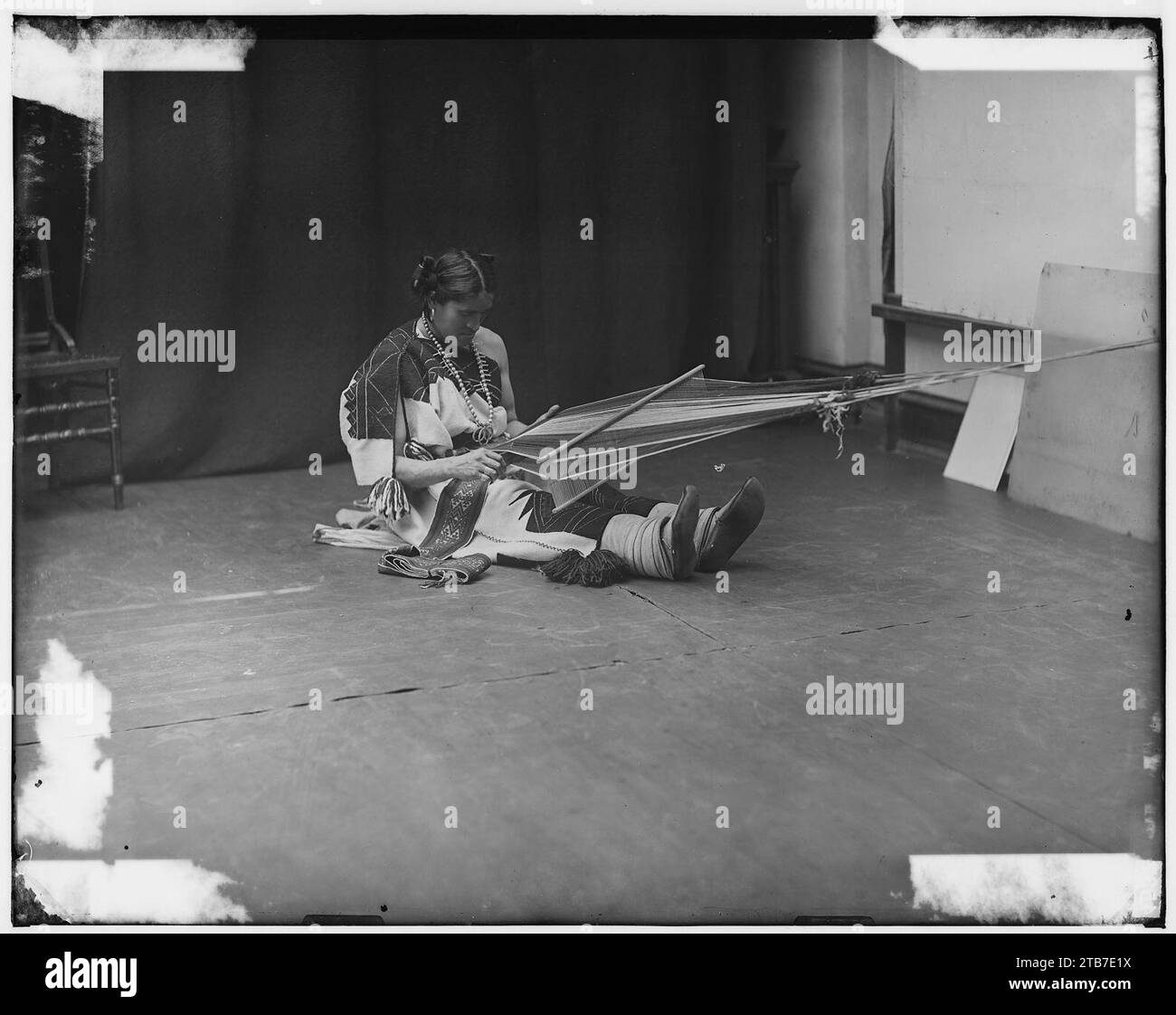 We-Wa, a Zuni berdache, weaving Stock Photo - Alamy