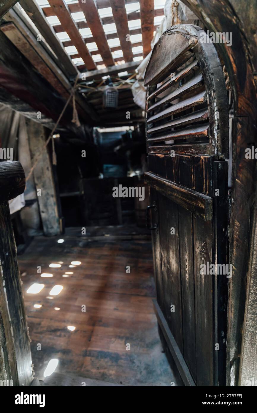 Pirate flag antique illustration hi-res stock photography and images ...