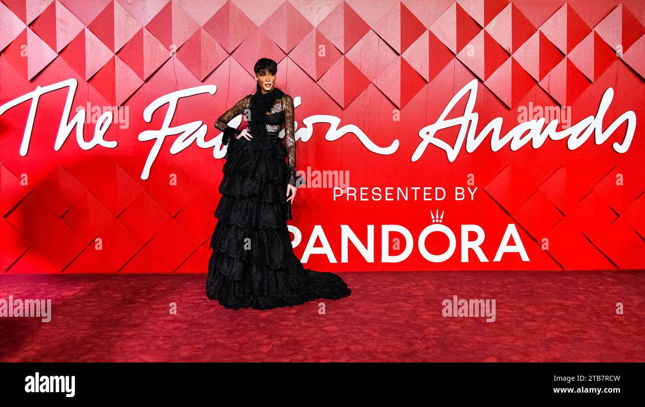 Winnie Harlow The Fashion Awards 2023 Presented by Pandora Red Carpet ...