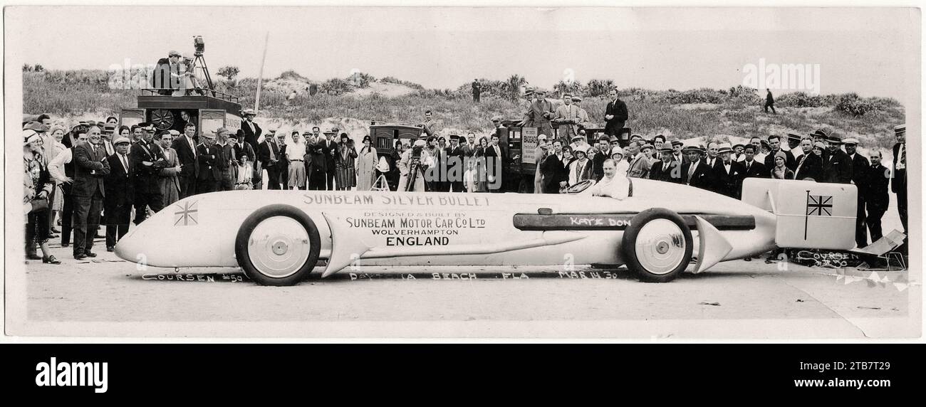 Silver bullet car hi-res stock photography and images - Alamy
