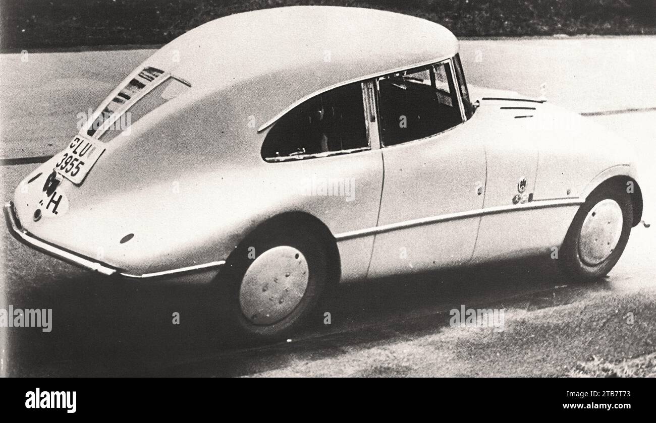 1934 Mercedes-Benz 200 Jaray 00001 - Vintage car picture Stock Photo ...