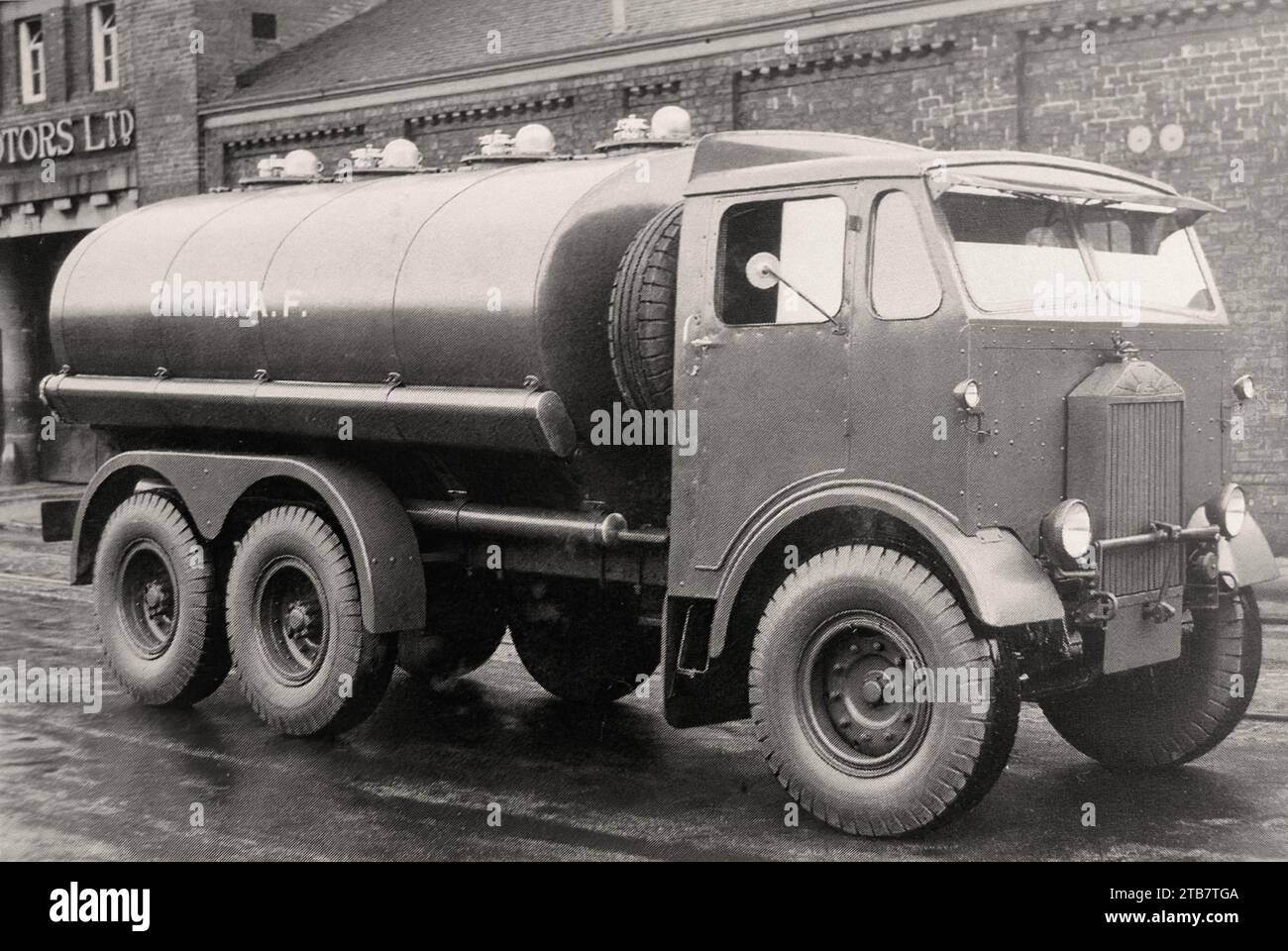 1937 Albion BY1 RAF tanker - Vintage car picture Stock Photo - Alamy