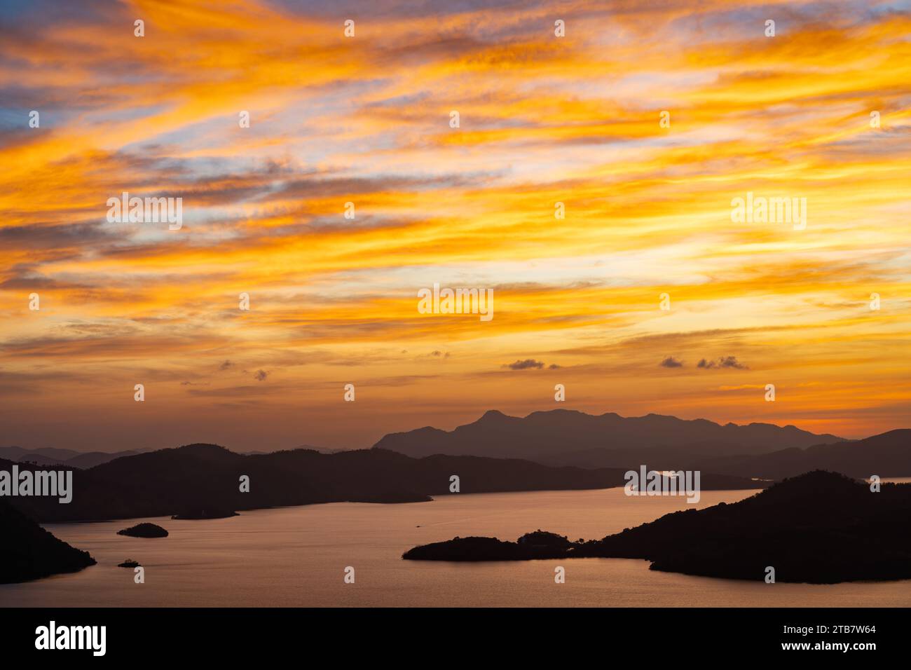 This photo depicts a dramatic sunset from Mount Tapyas, Coron ...