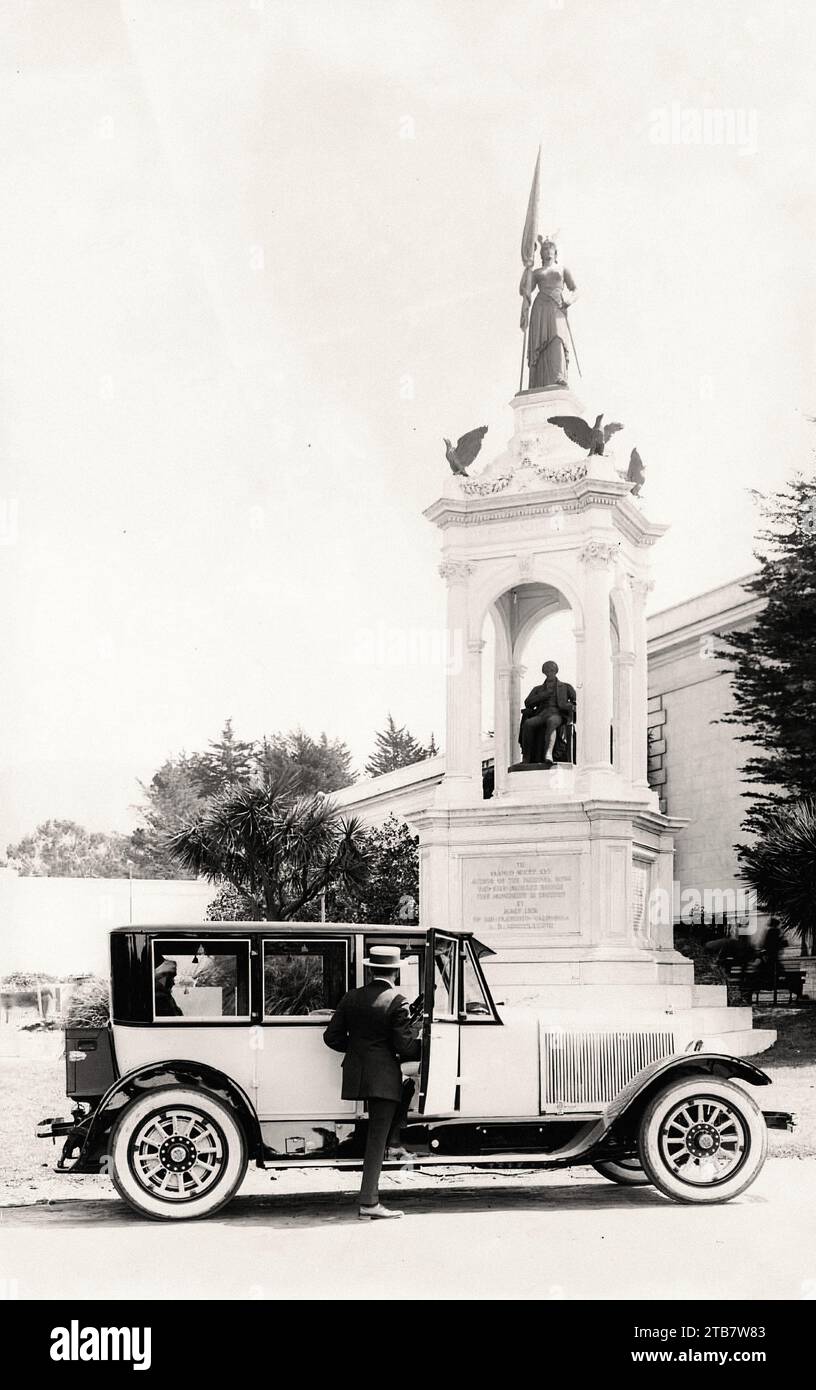 Doble Steam Car, 1920-1921 - Vintage car picture Stock Photo - Alamy