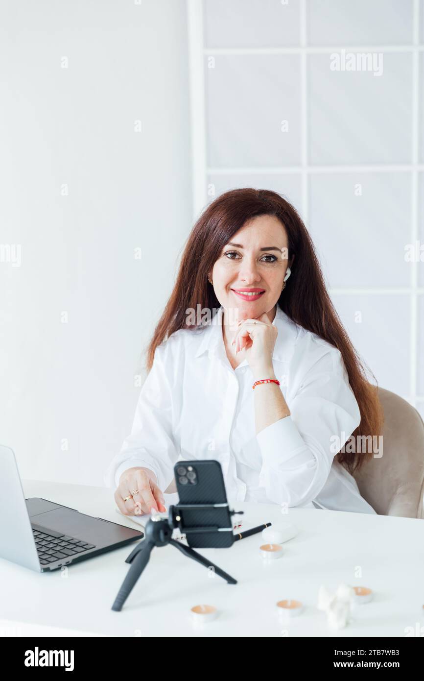 Running business small work occupation hi-res stock photography and ...