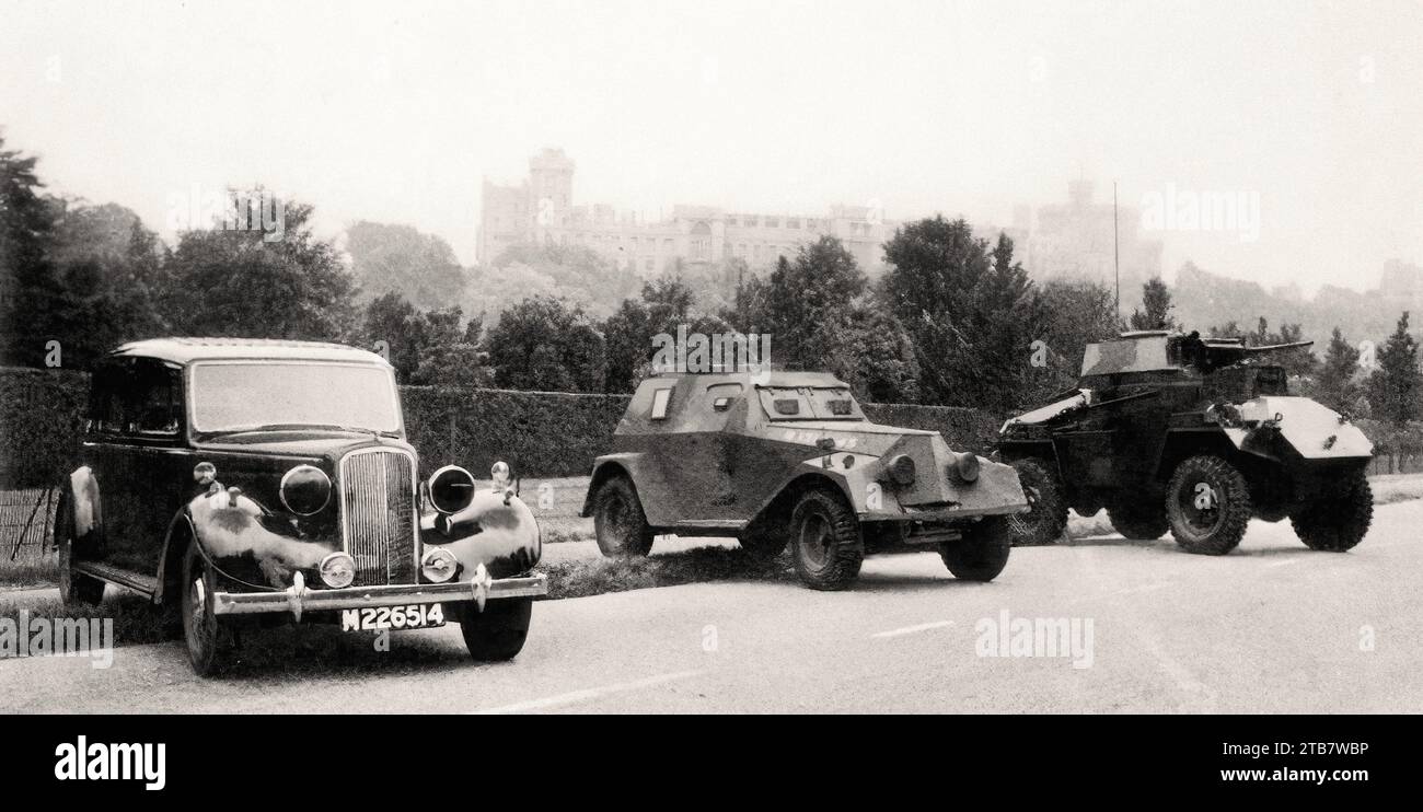 Humbers King George Convoy - Vintage car picture Stock Photo - Alamy