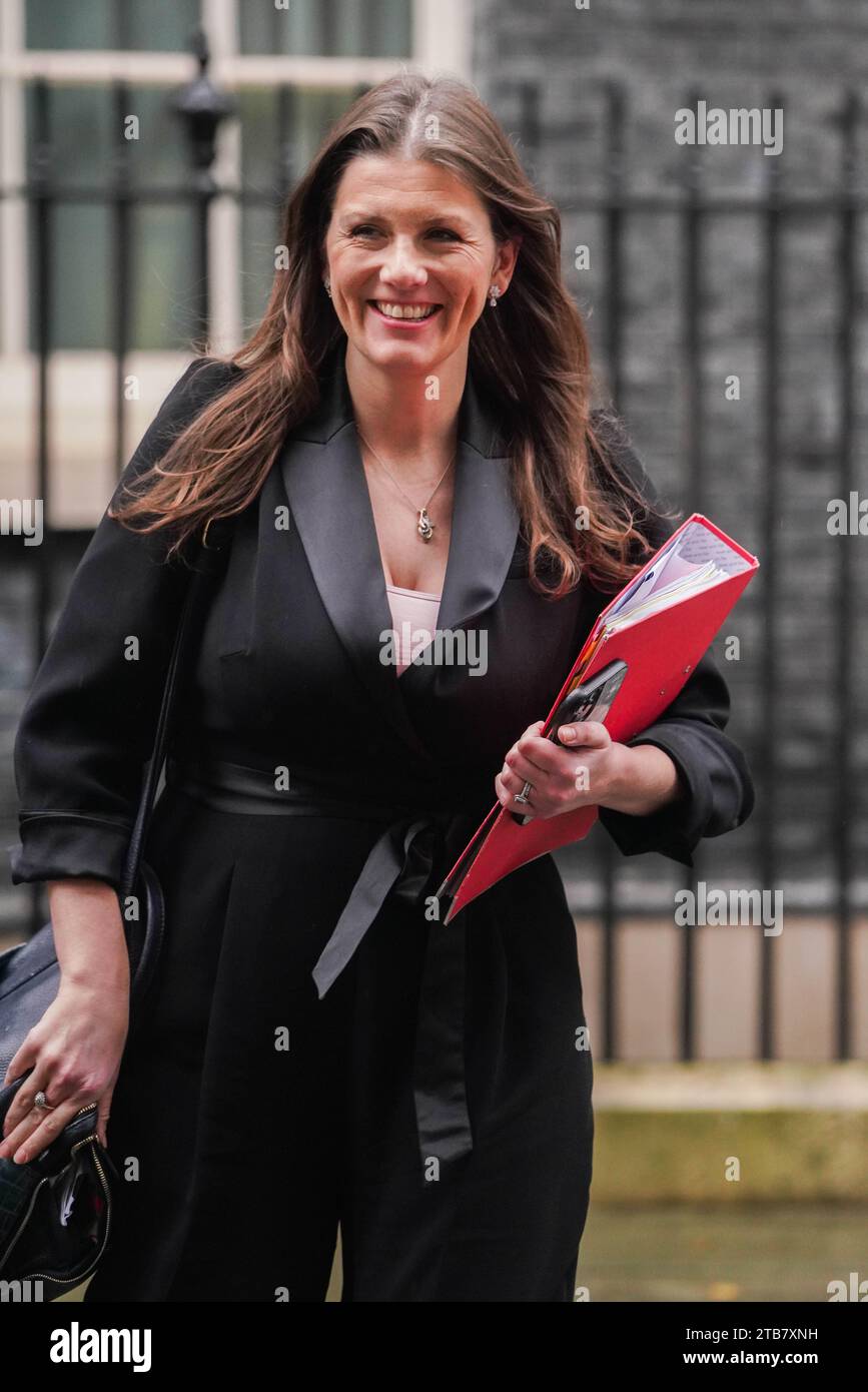 Michelle donelan mp hi-res stock photography and images - Alamy