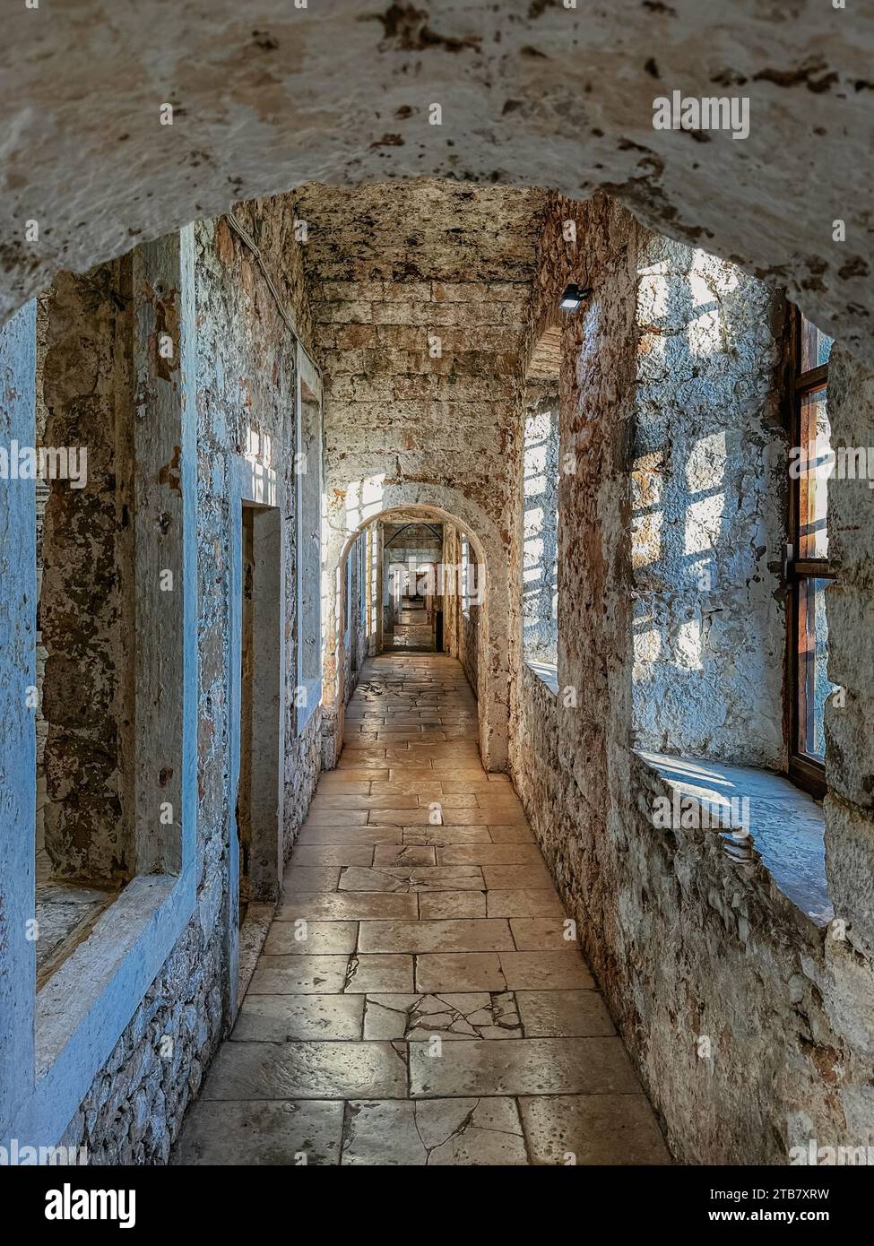 Sunlit corridor stone hi-res stock photography and images - Alamy