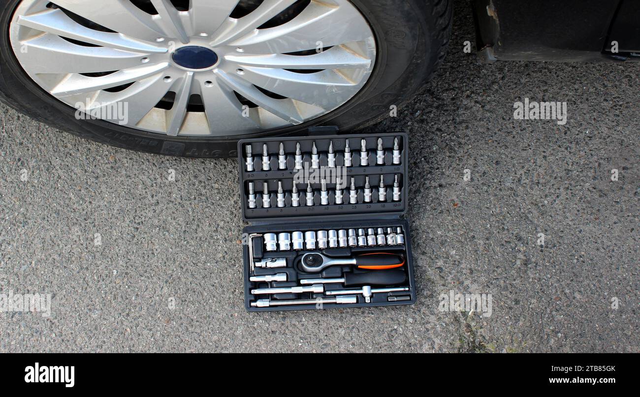 Car mechanics tools hi-res stock photography and images - Alamy