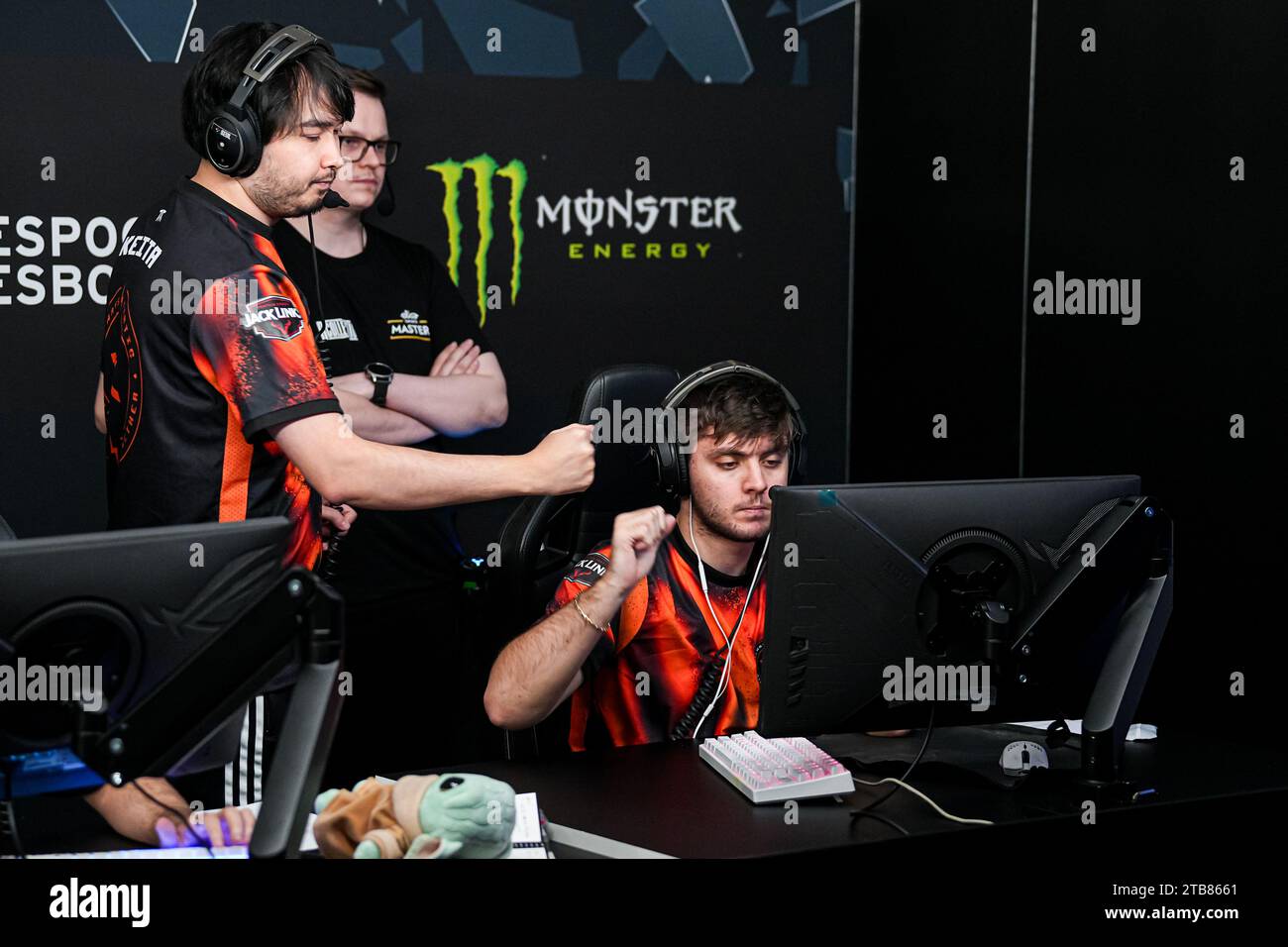 HELSINKI, FINLAND - NOVEMBER 29: coach Jamie "keita" Hall of fnatic ...