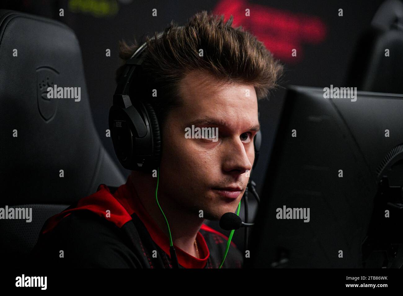 HELSINKI, FINLAND - NOVEMBER 30: David "frozen" Cernansky of MOUZ ...
