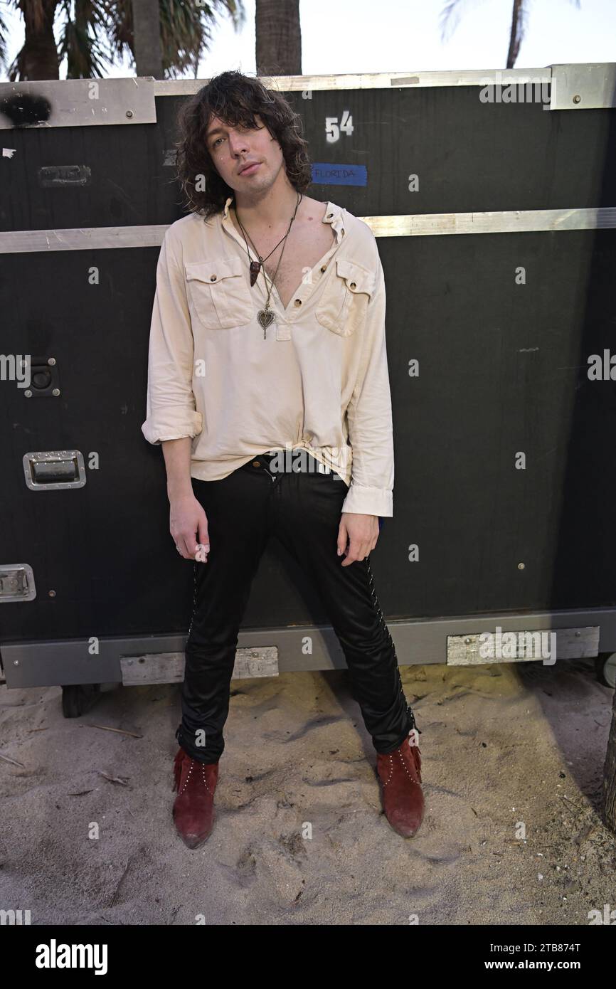 Barns courtney music hi-res stock photography and images - Alamy