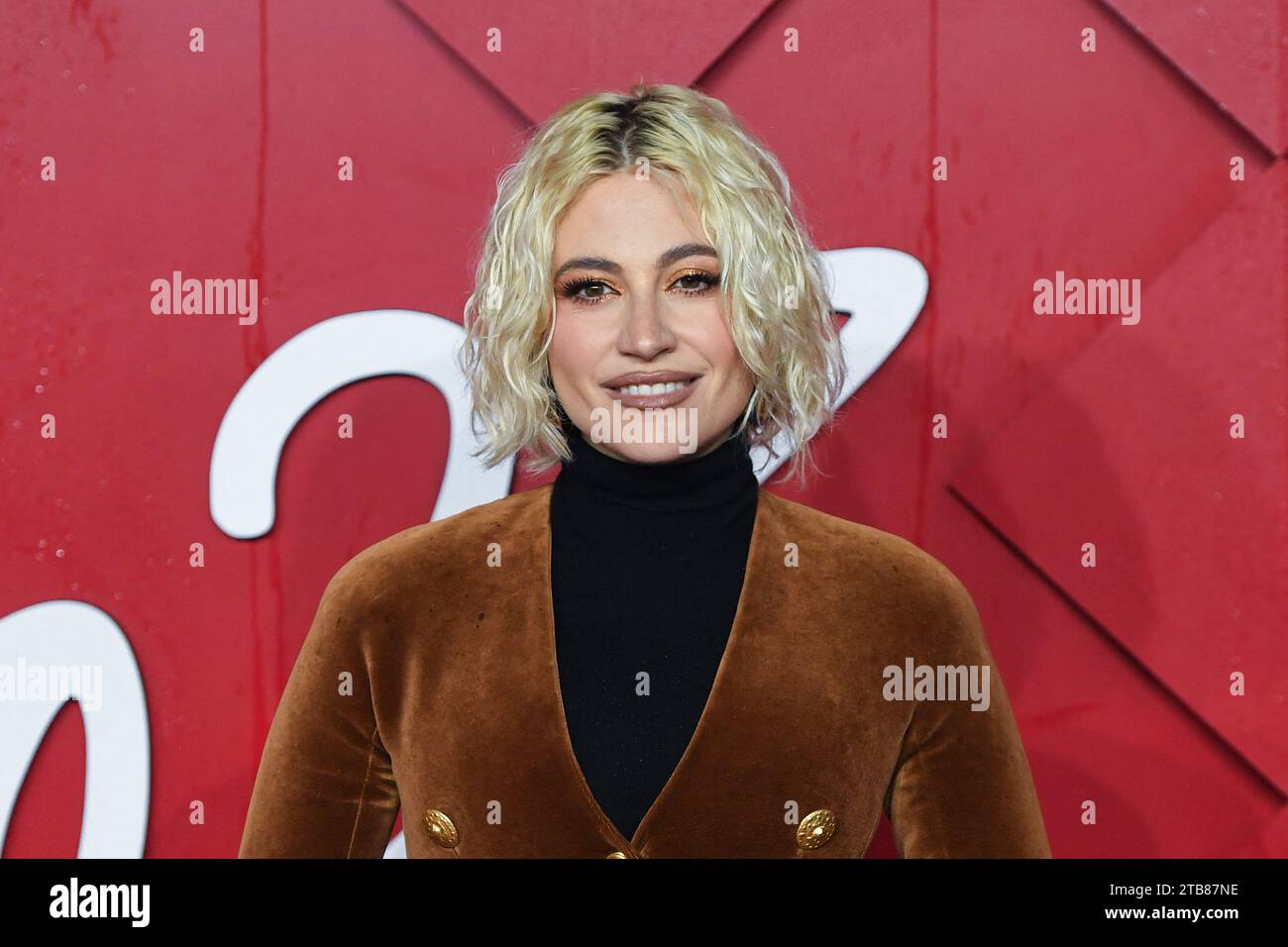 London, UK. 04th Dec, 2023. Pixie Lott attending The Fashion Awards ...