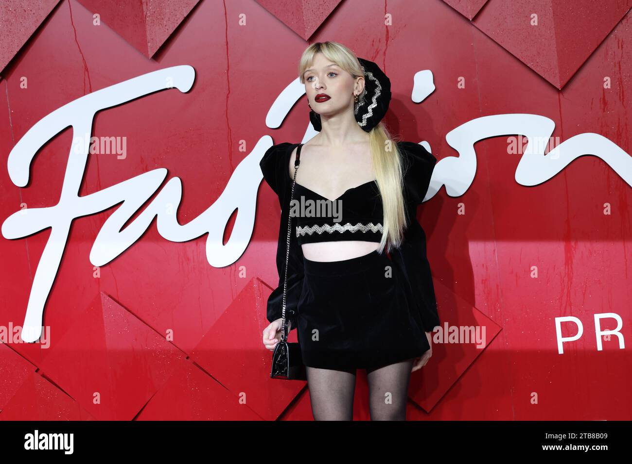London, UK. December 4th, 2023. Singer-songwriter Maisie Peters ...