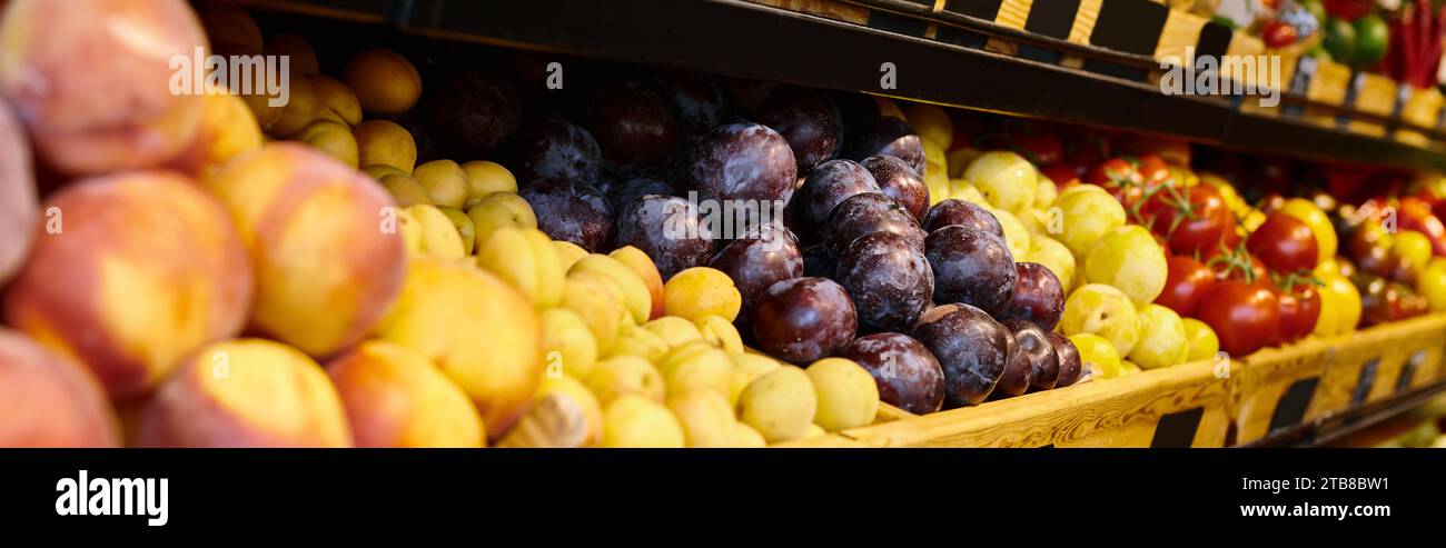 Photo colorful fruit stall hi-res stock photography and images - Alamy