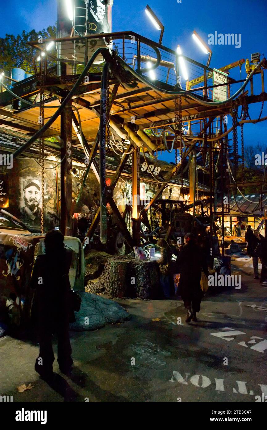 Abode of chaos lyon hi-res stock photography and images - Alamy