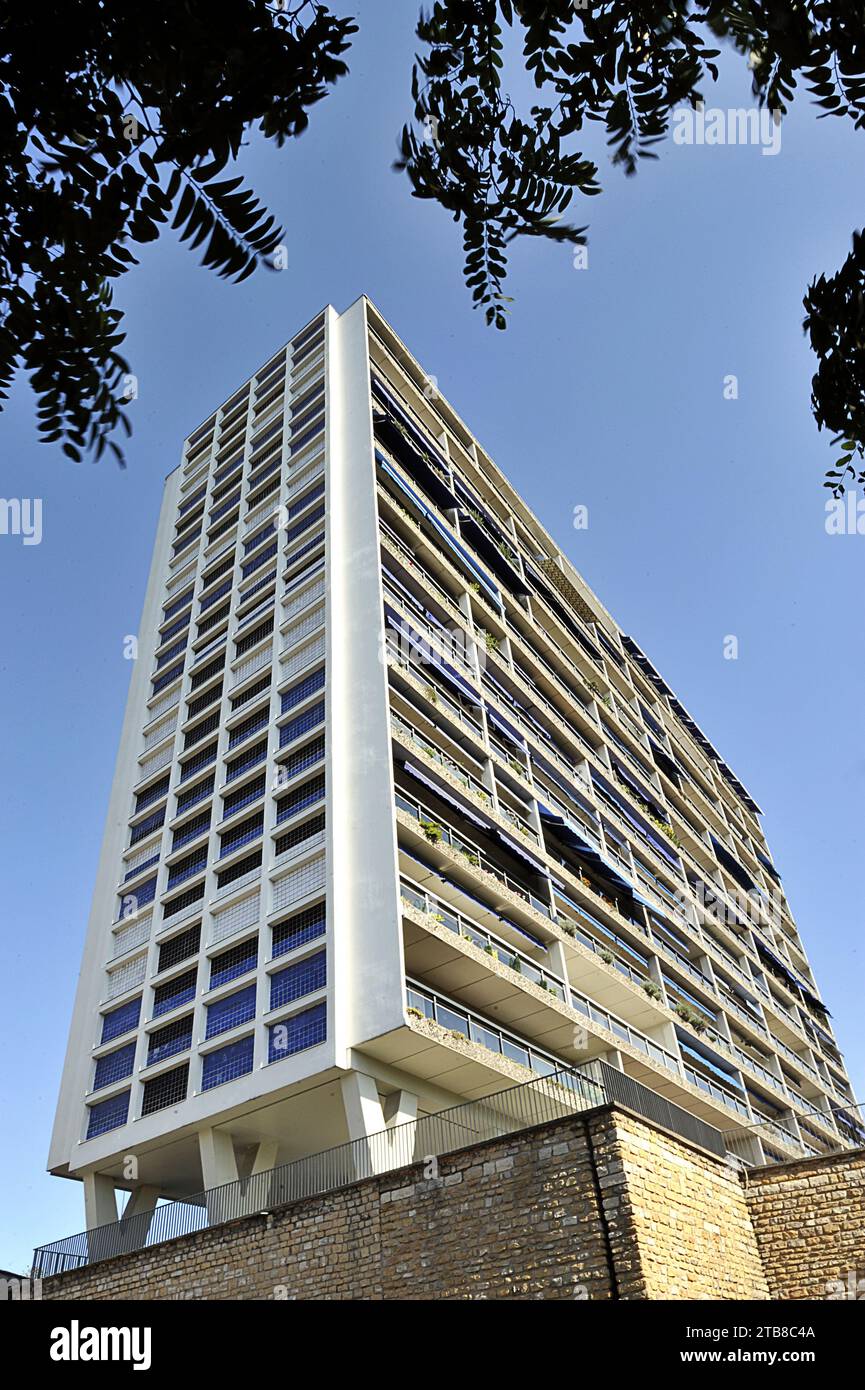 The Beau Site apartment building on the slopes of the Croix-Rousse ...