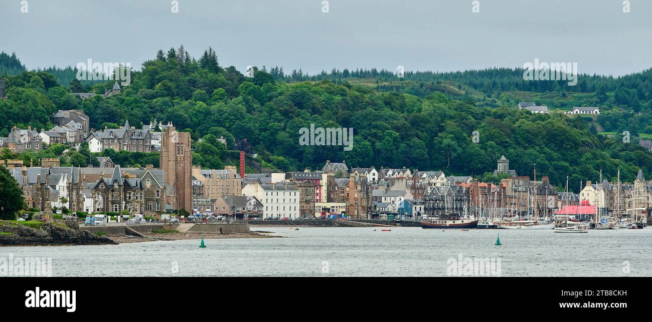 The port of Oban on Scotland's west coast Stock Photo - Alamy