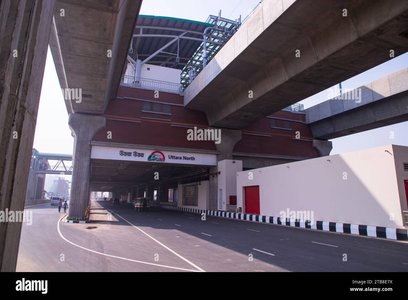 Skyward structure view of The Dhaka Metro Mass Rapid Transit (MRT) in ...