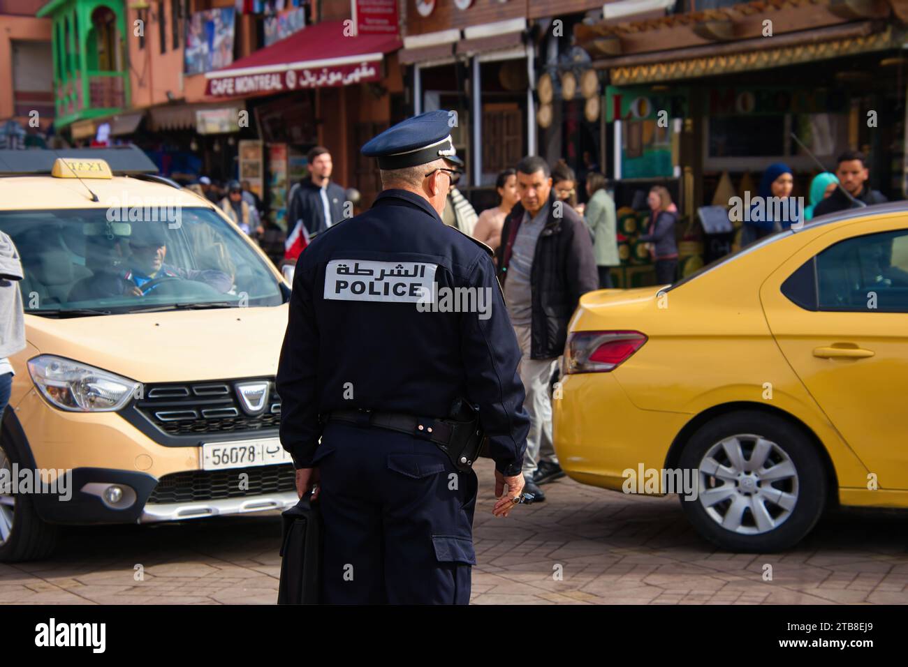 Life in the streets of Marrakech, lifestyle in Marrakech, a police ...