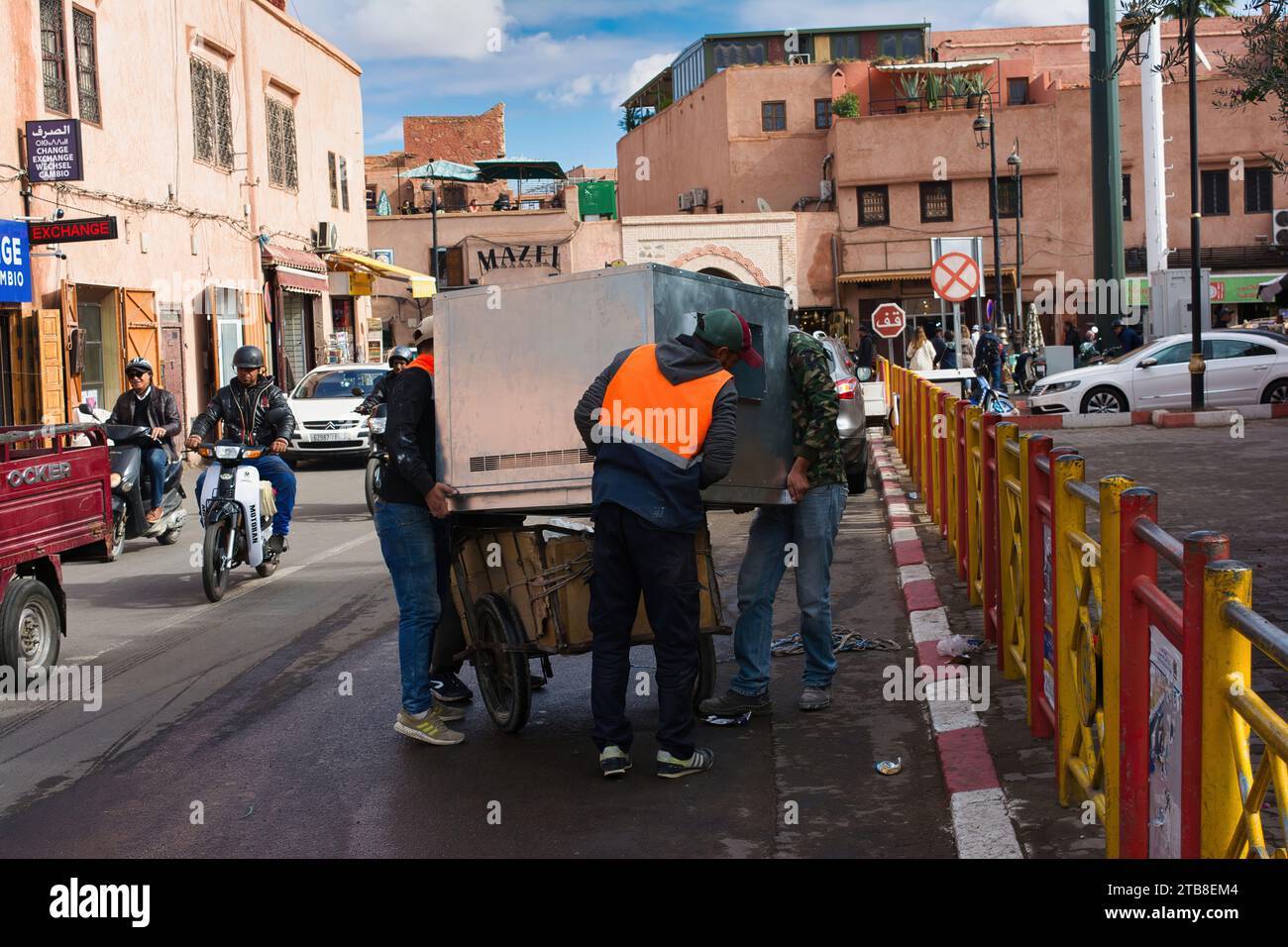 Life in the streets of Marrakech, lifestyle in Marrakech Stock Photo ...