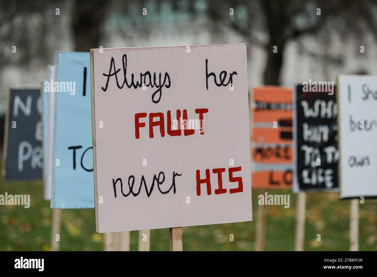 London, UK 05th Dec 2023. The signs and placards. Affected and bereaved ...