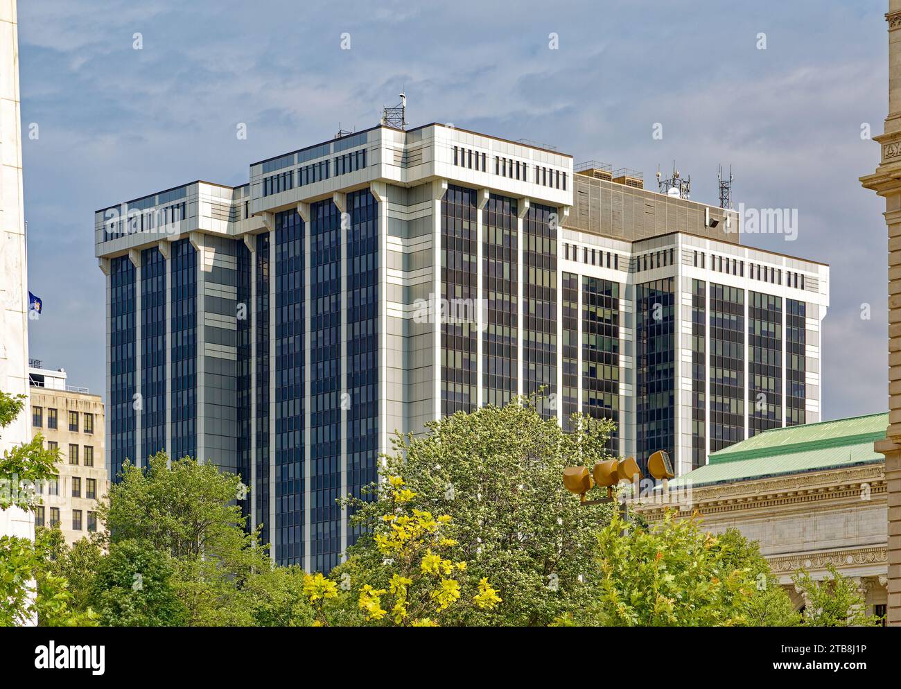 One Commerce Plaza, a Downtown Albany skyscraper, had its white marble ...