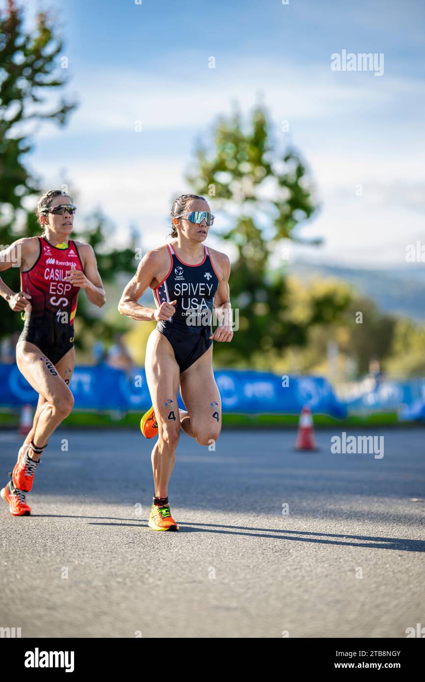Taylor Spivey running in Pontevedra in the 2023 World Triathlon ...