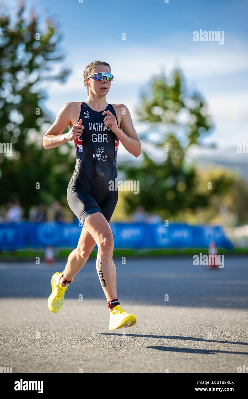 Olivia Mathias running in Pontevedra in the 2023 World Triathlon ...