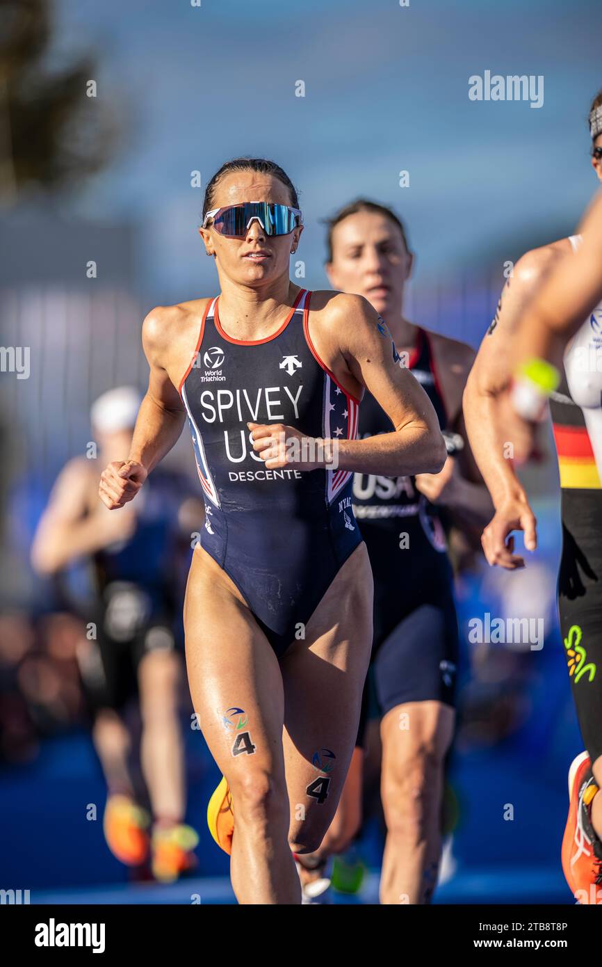 Taylor Spivey running in Pontevedra in the 2023 World Triathlon ...
