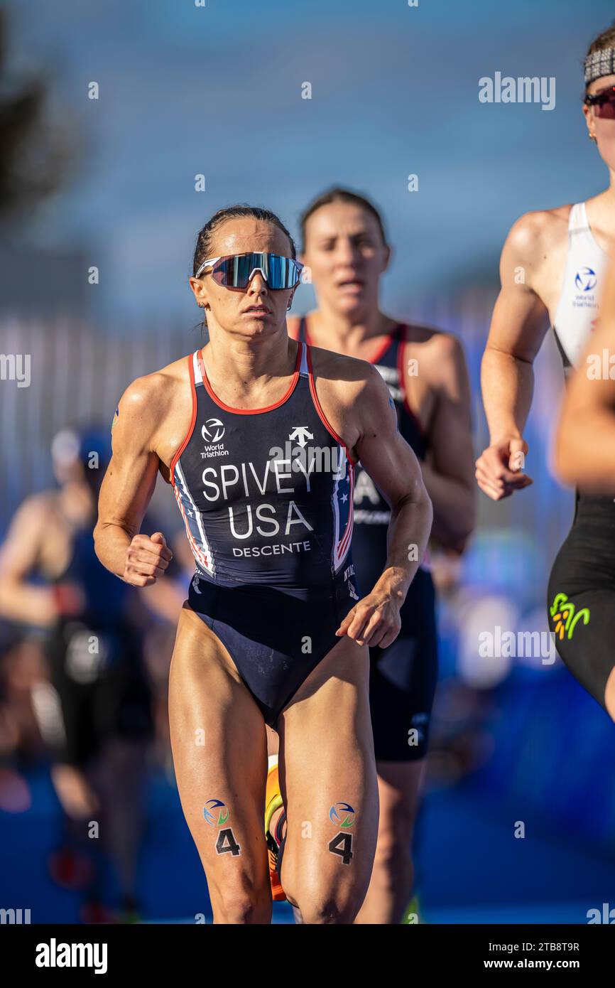 Taylor Spivey running in Pontevedra in the 2023 World Triathlon ...