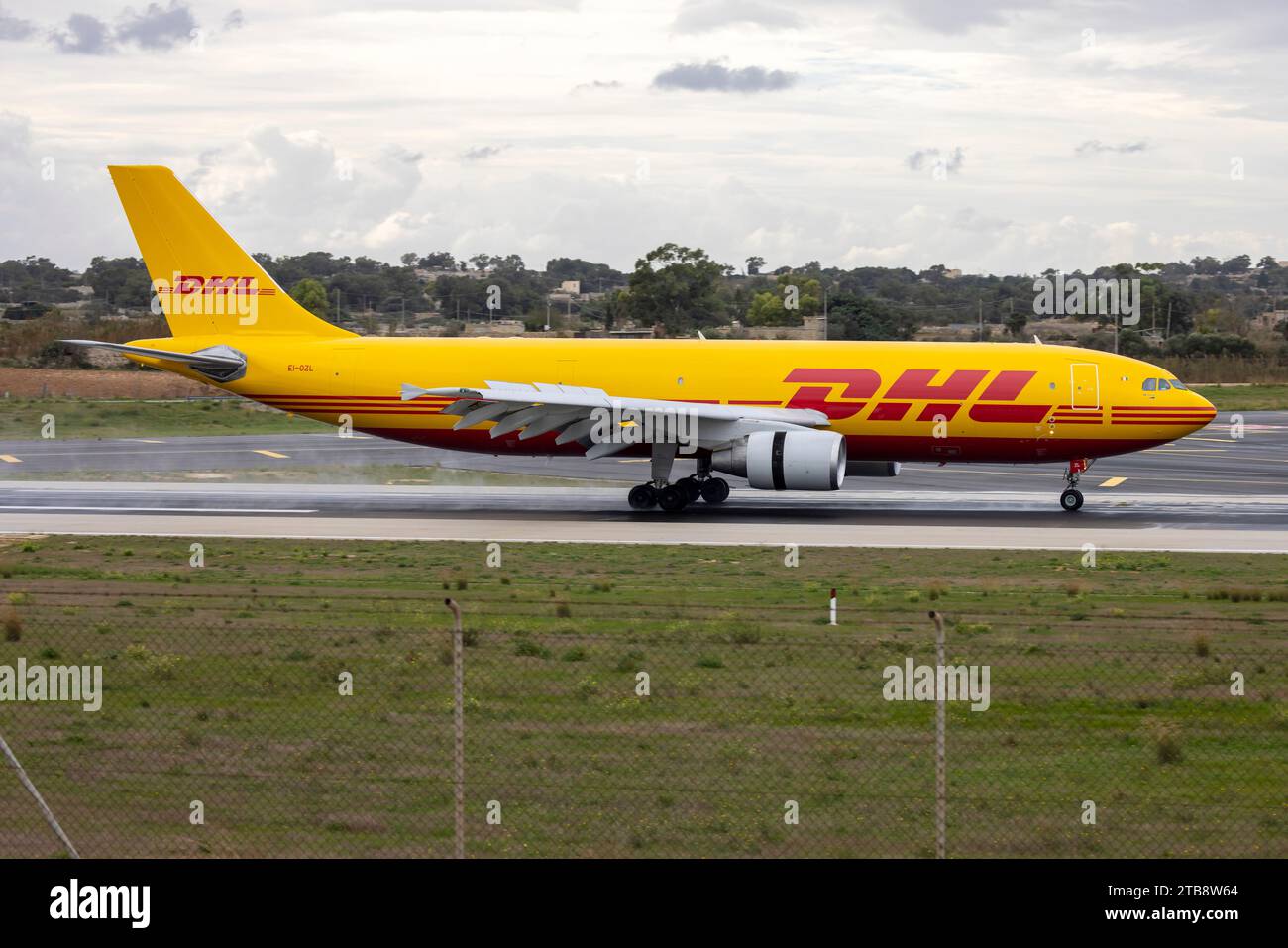 DHL (ASL Airlines Ireland) Airbus A300B4-622R(F) (REG: EI-OZL ...