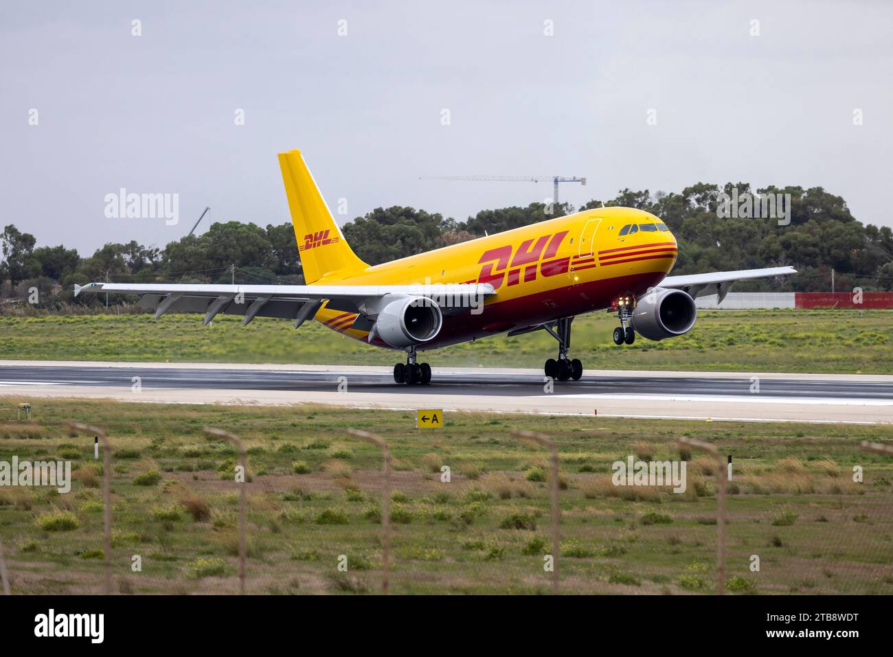 DHL (ASL Airlines Ireland) Airbus A300B4-622R(F) (REG: EI-OZL ...
