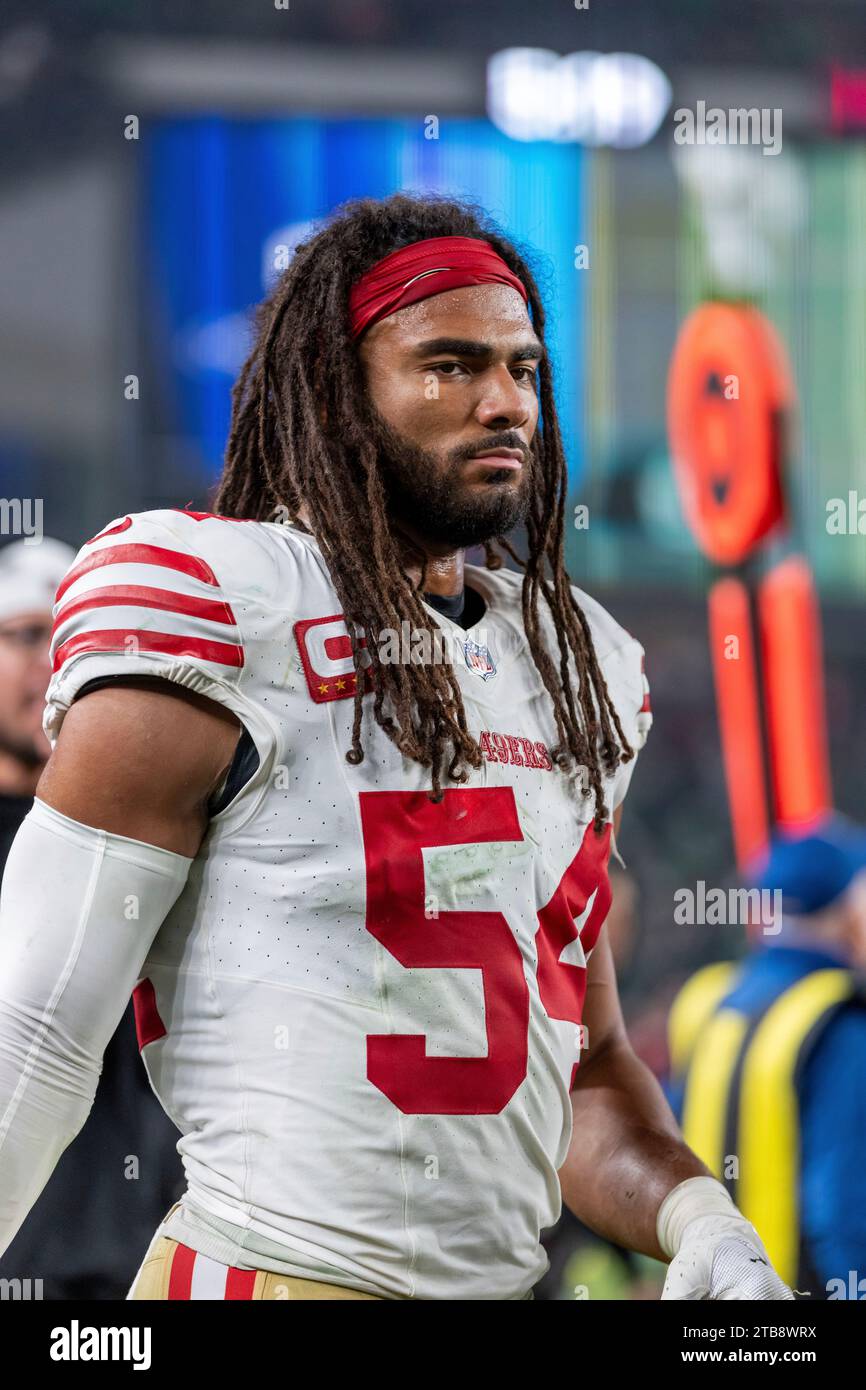 San Francisco 49ers linebacker Fred Warner (54) against the ...