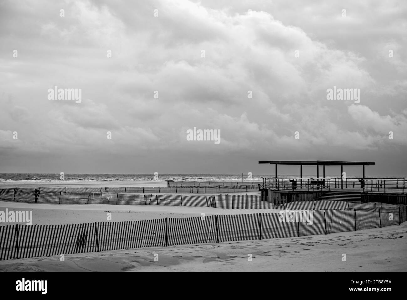 Long beach usa Black and White Stock Photos & Images - Alamy