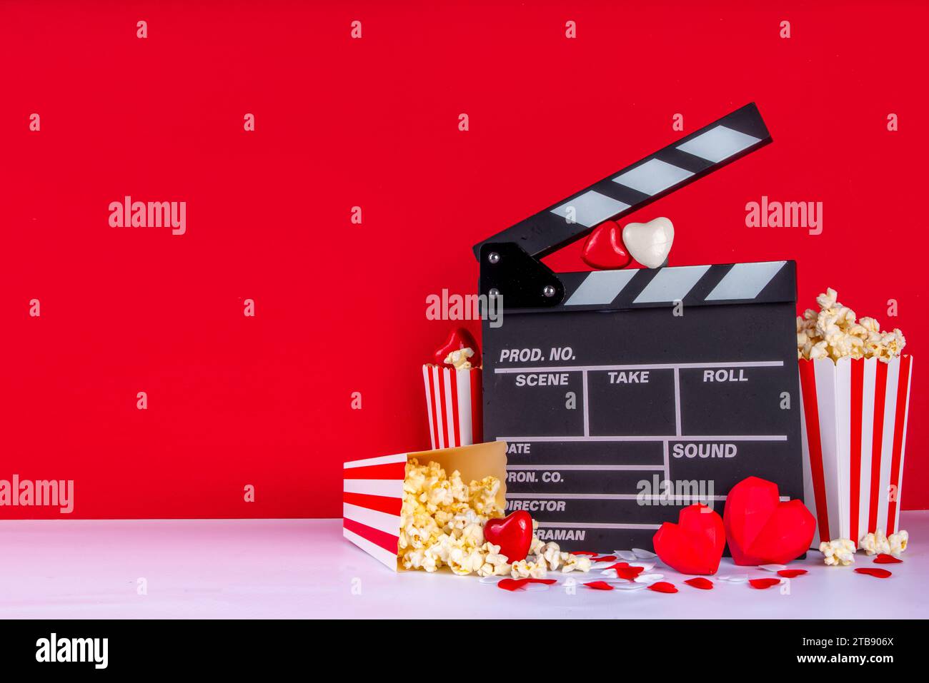 Romantic date on Valentine's Day February 14. Love movie marathon, date ...
