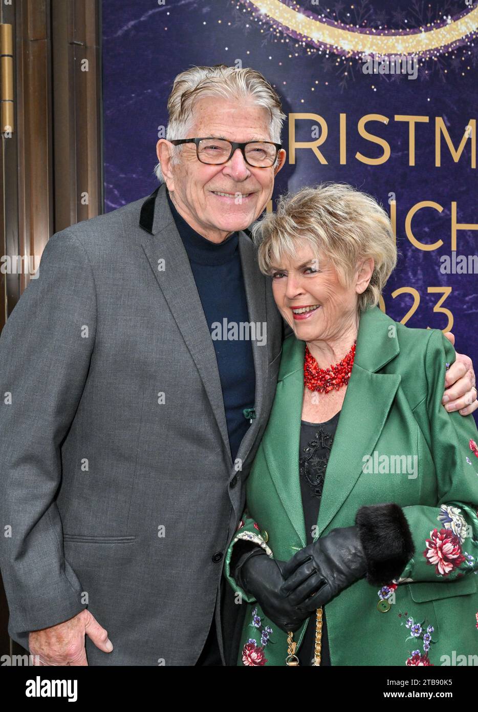 Gloria hunniford and stephen way hi-res stock photography and images ...