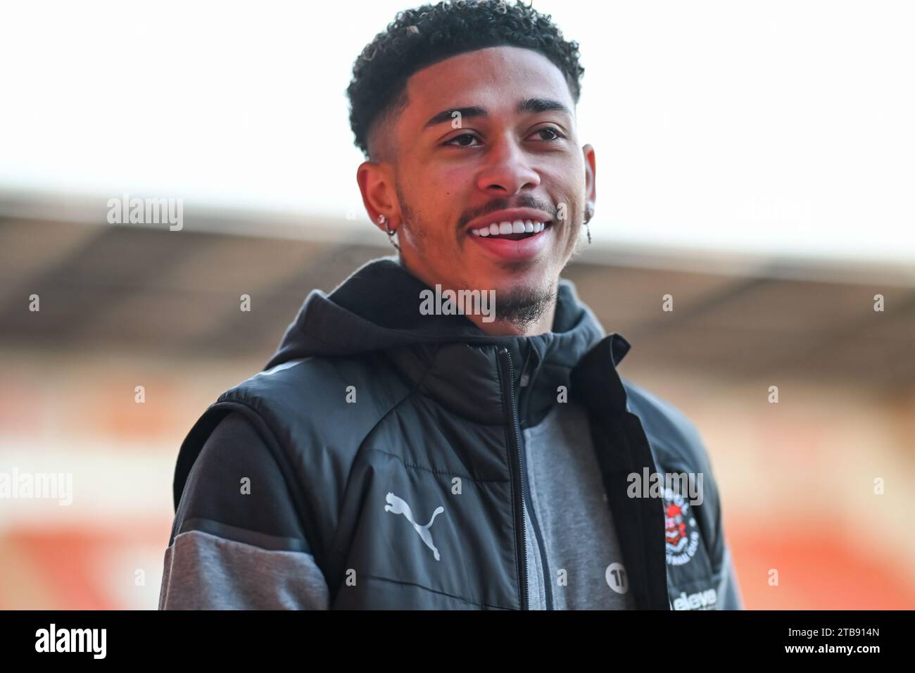 Jordan Lawrence-Gabriel #4 of Blackpool arrives ahead of the Bristol ...