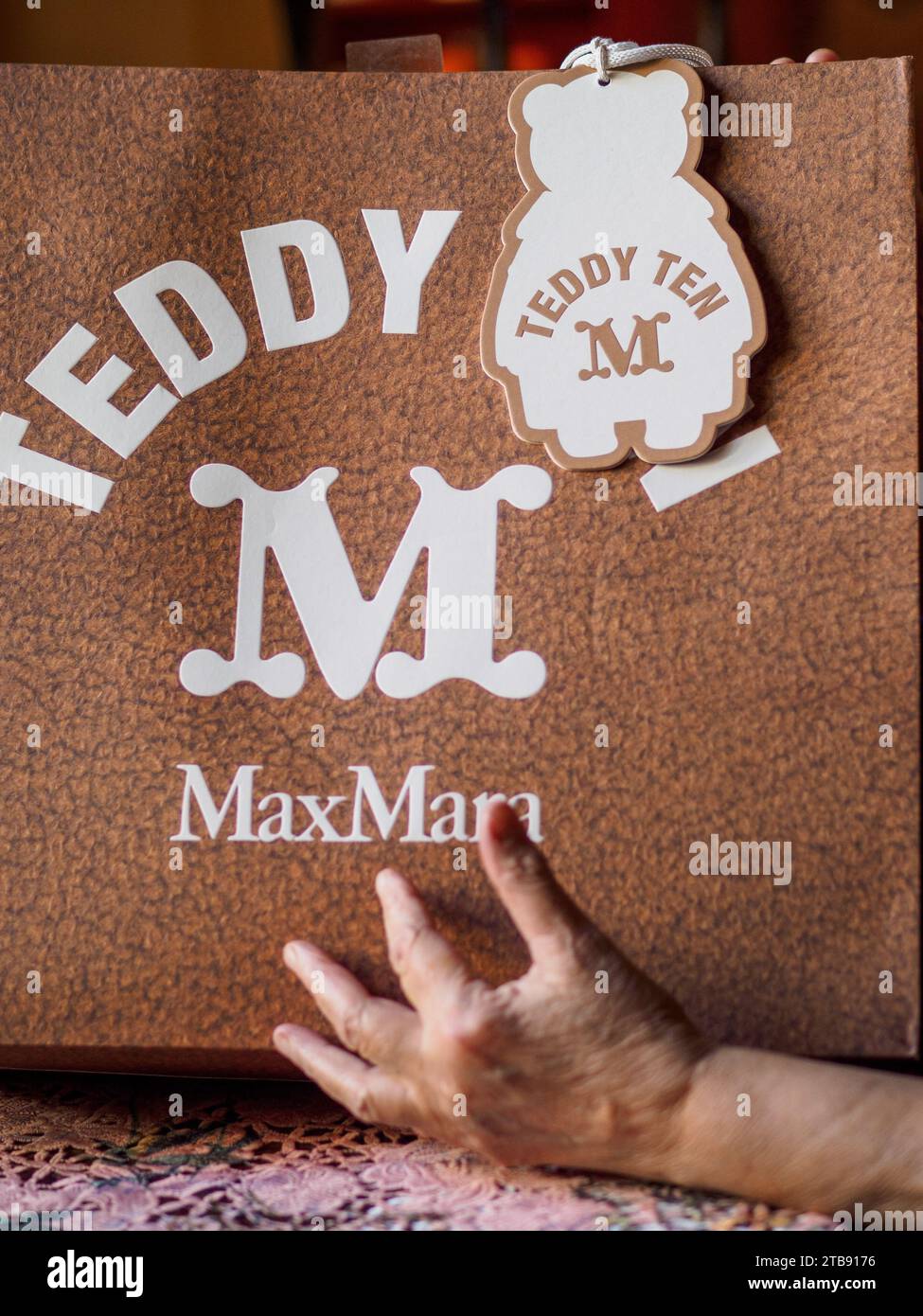 Teddy Ten Max Mara studio sweater packaging retail fashion design ...