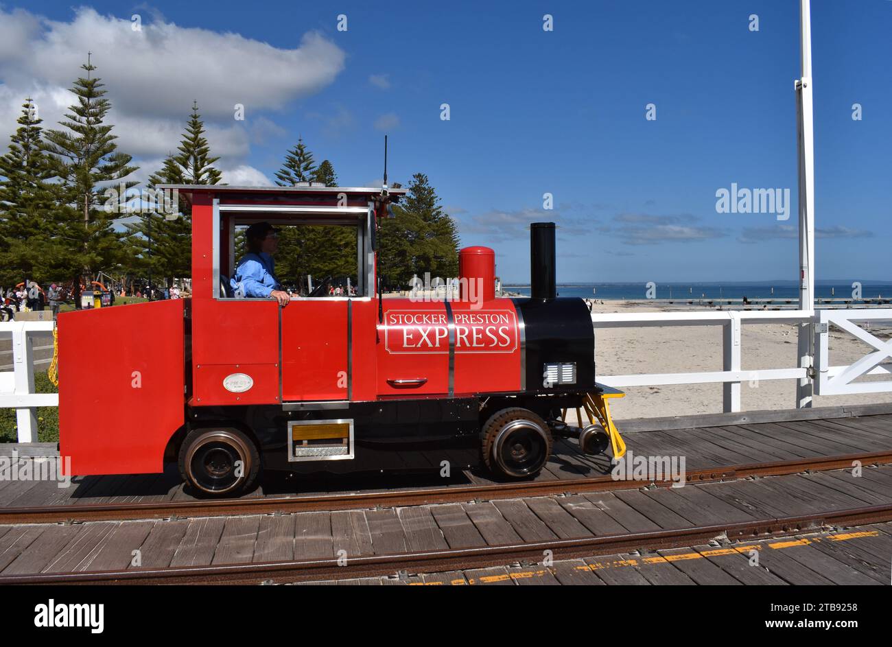 Stockton Express electric jetty train powered by 30 solar panels on its ...