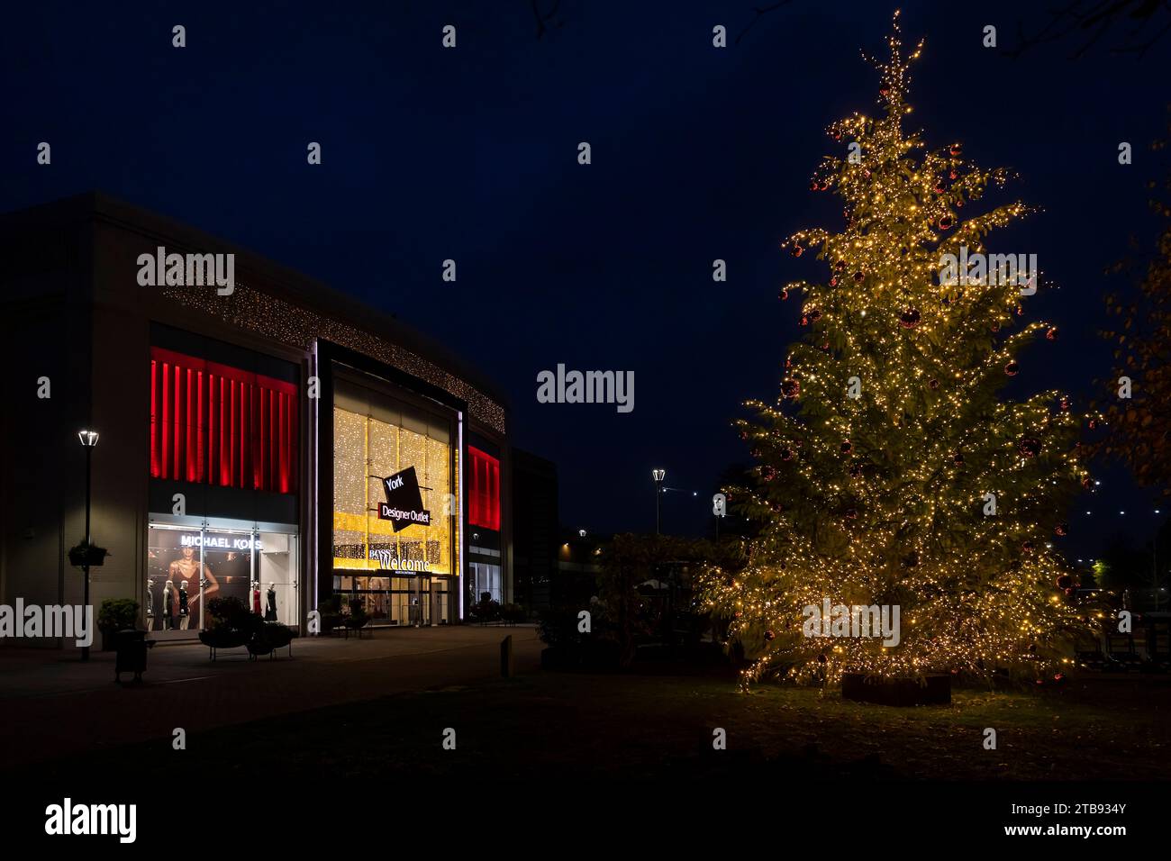 McarthurGlen Designer Outlet York Stock Photo - Alamy