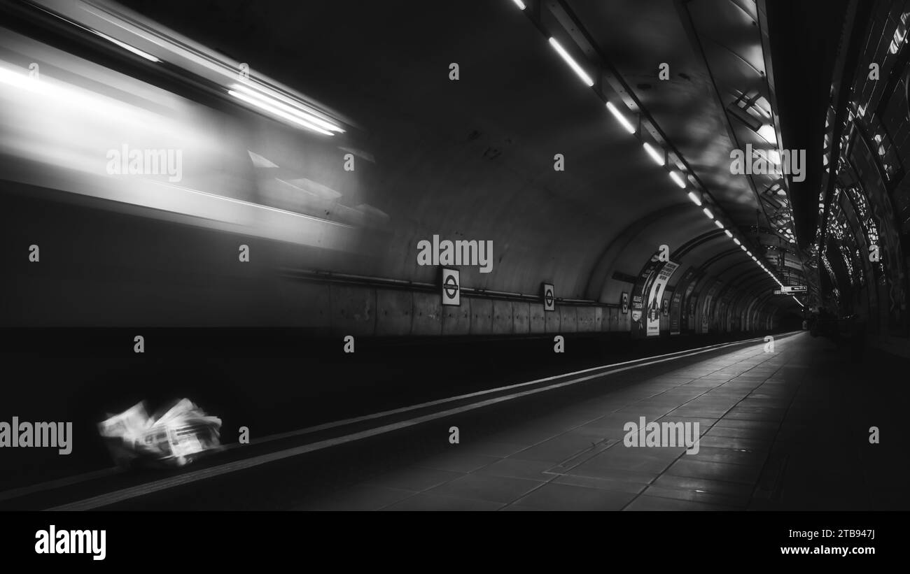 Old tube platform Black and White Stock Photos & Images - Alamy