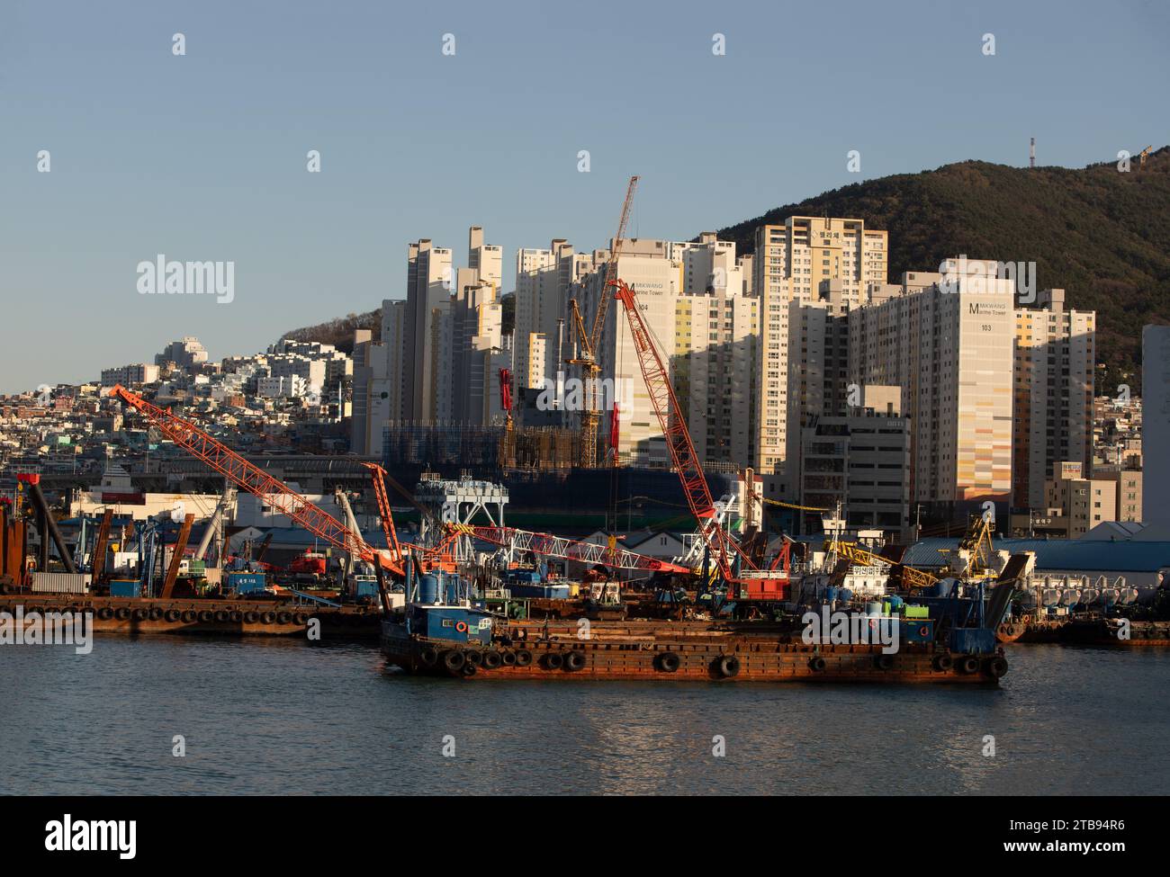 Hanjin Heavy Industries in Busan, South Korea Stock Photo - Alamy